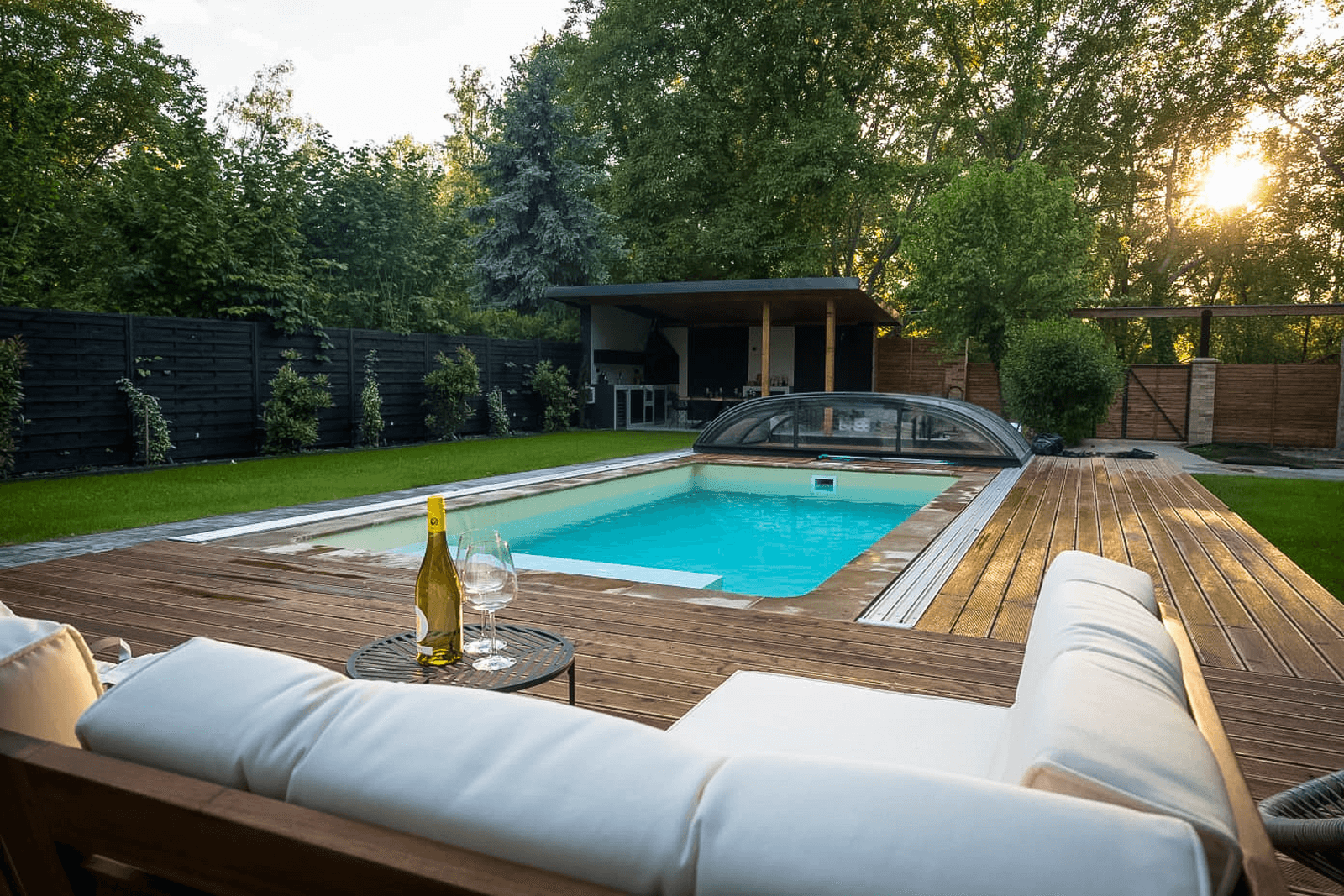 Meszes Twins - Rubint Rella